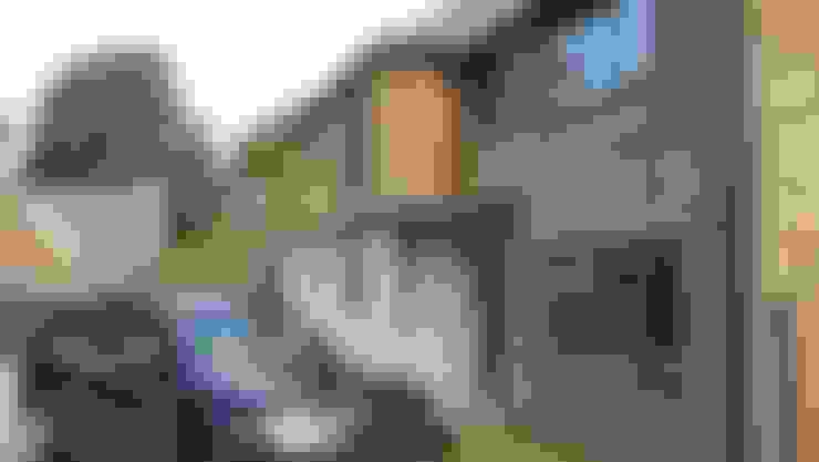 Throwback 70s house gets modern!