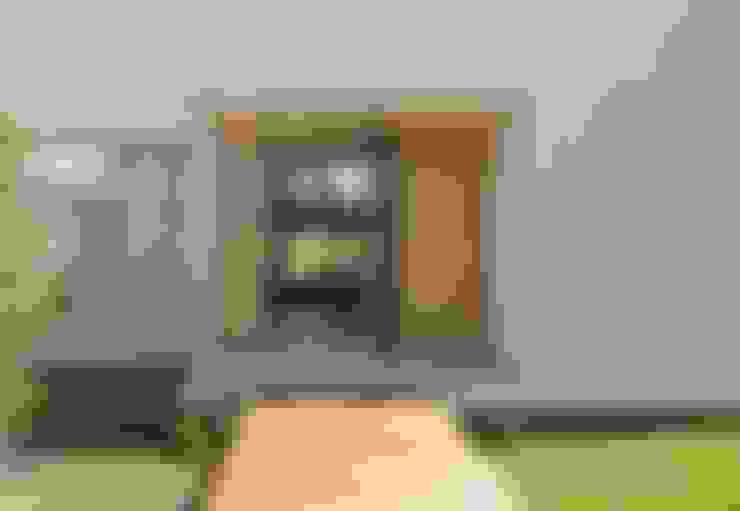 15 Ways to make a dramatic entrance