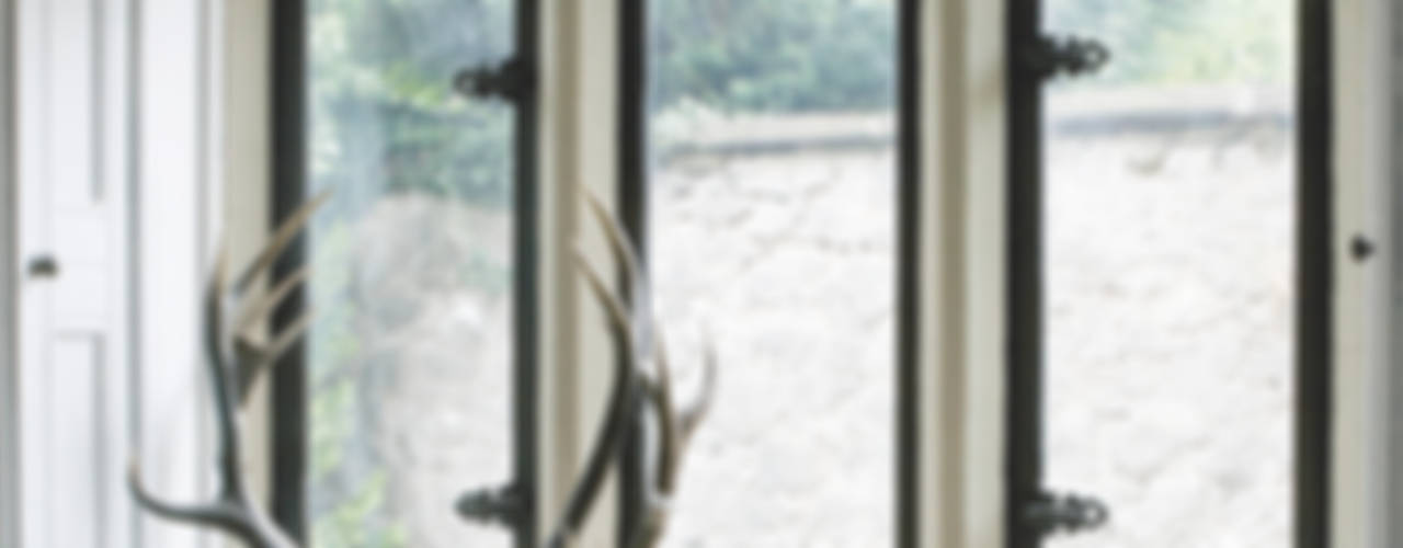 Black window sashes | homify