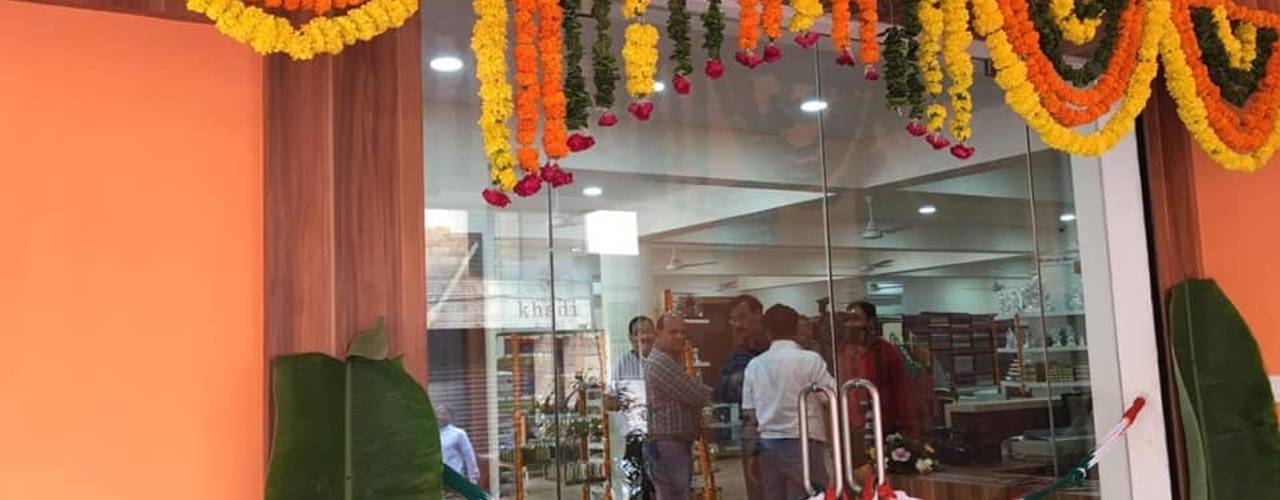 Traditional and Earthy Store Interiors for a Khadi Outlet in Ahmedabad ...