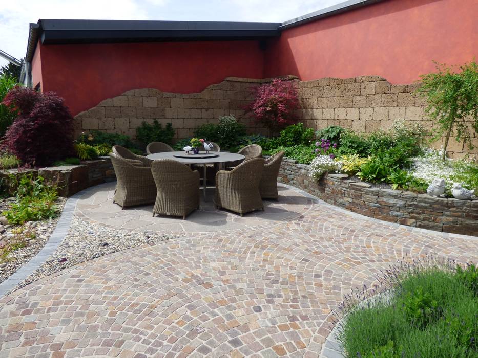 Terrasse aus porphyrpolygonalplatten | homify