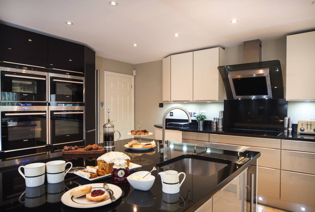 German modern kitchen—kitchen design surrey | homify