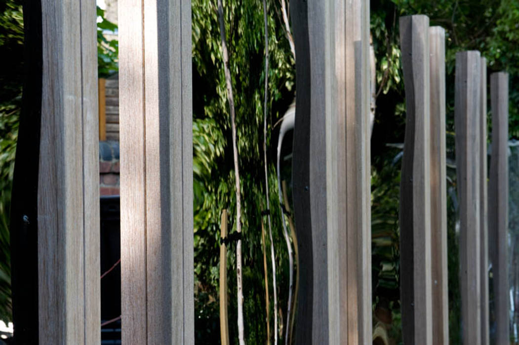 Black perspex screening | homify