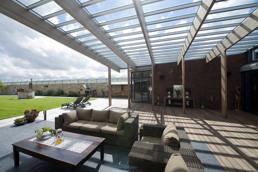 Villa bleiswijk met glas overdekt buitenterras | homify