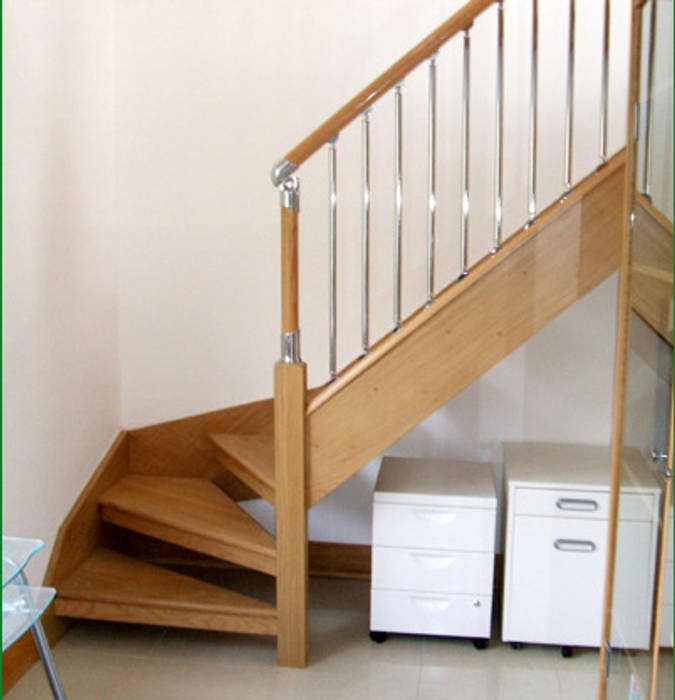 Fusion oak and chrome handrail | homify