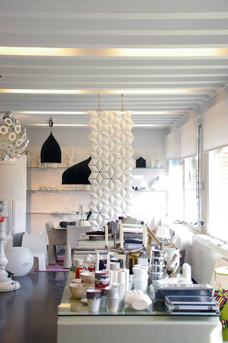 Gorgeous white screen room divider | homify