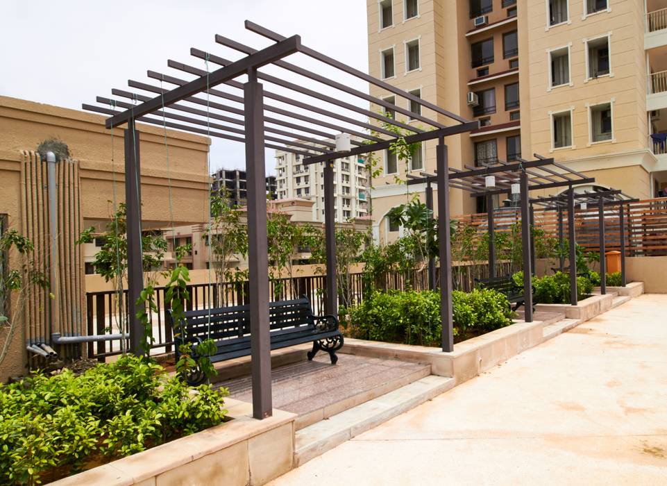 Seating spaces along walkways | homify