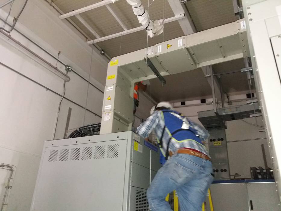 Instalación del electroducto a tableros | homify