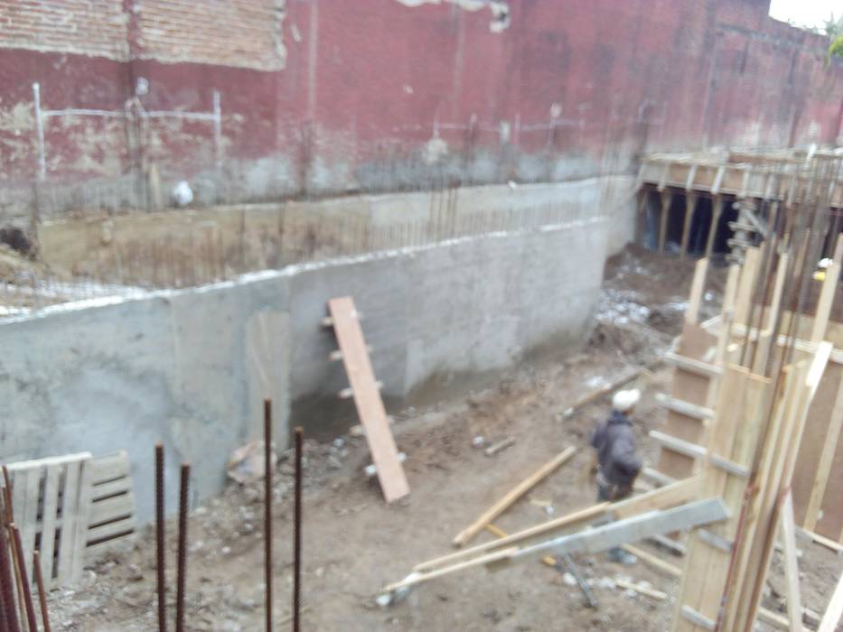 Construccion de subsuelo para estacionamiento de edificio de 1400 m2 ...