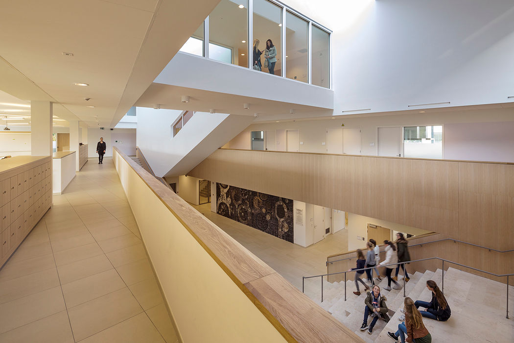 School campus peer, belgium bekkering adams architecten moderne gangen ...