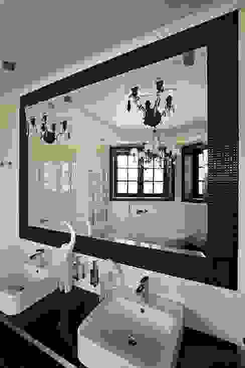 Black window sashes | homify