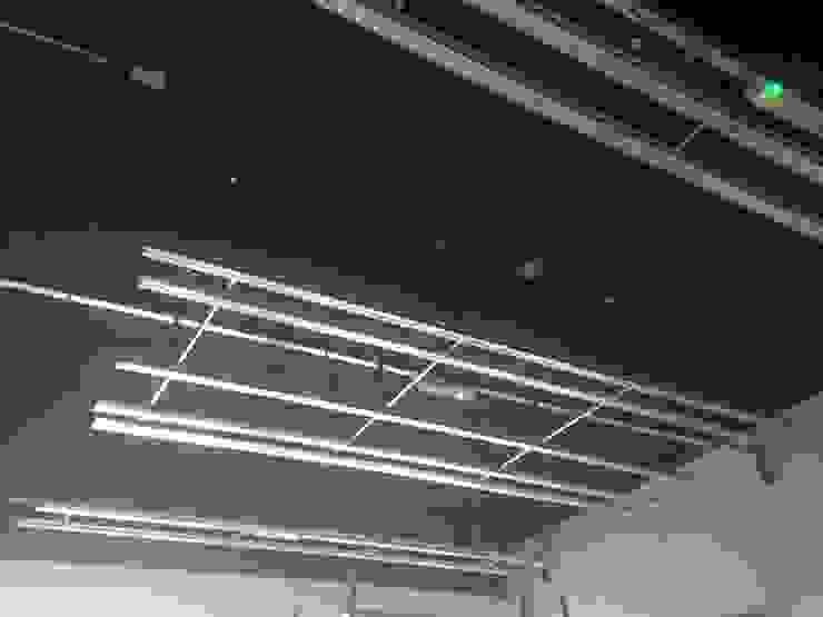 Meeting room with 'floating ceiling' rafts by Lancashire design ...