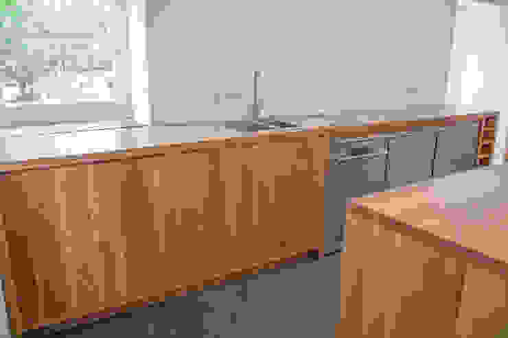 Oak kitchen units | homify