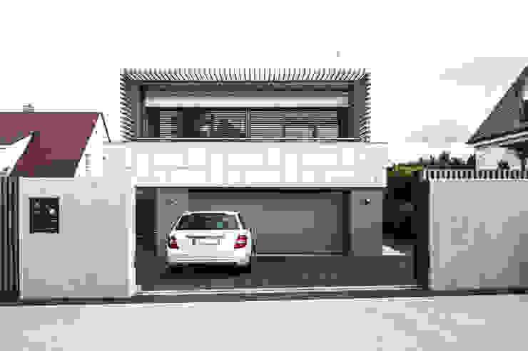 11 Excelentes projetos de casas com garagem para se inspirar | homify