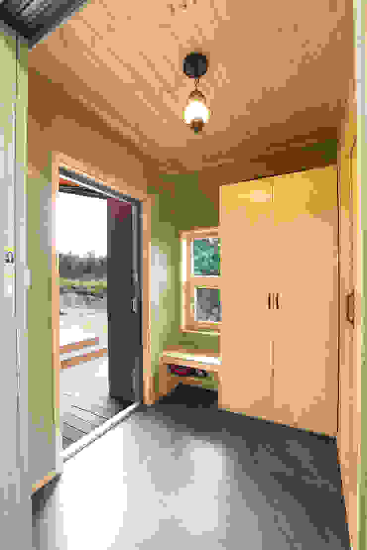 6 Storage ideas for small corridors and hallways | homify