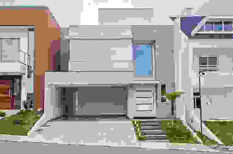 Sobrados com 3 quartos: 25 projetos lindos para se inspirar! | homify