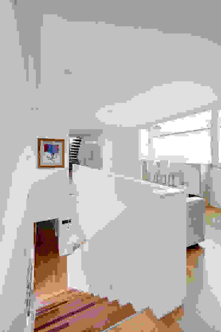 From Communal to Intimate - A Privacy Gradient Through the Levels | homify