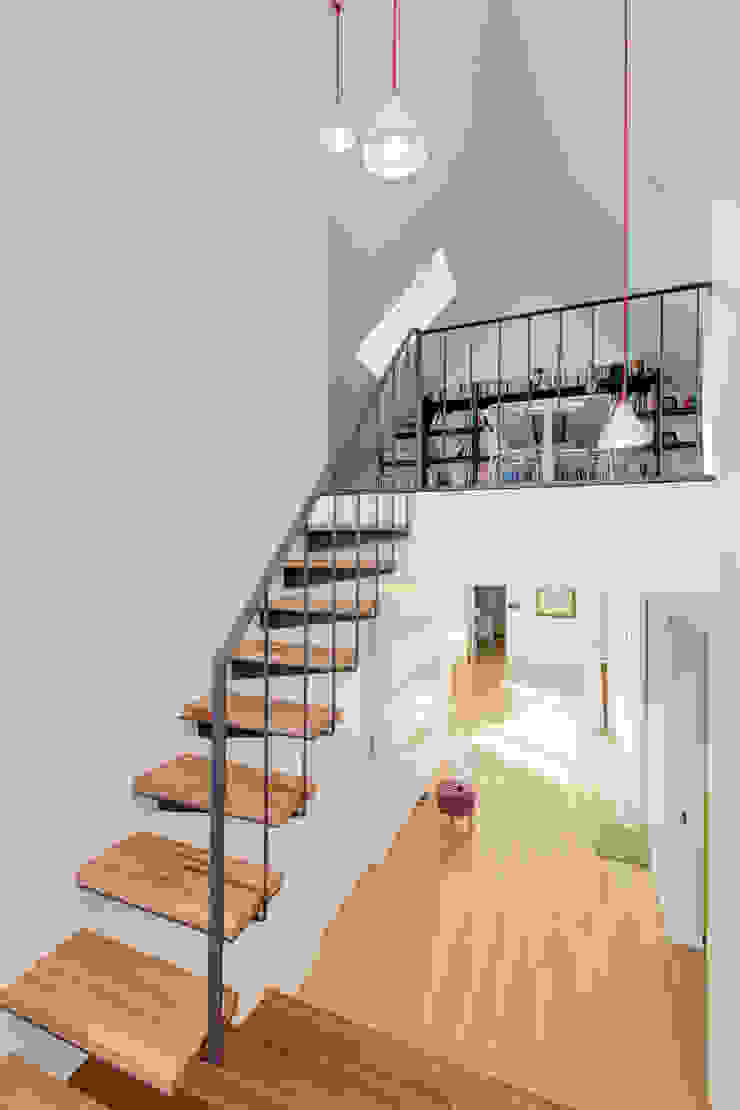 From Communal to Intimate - A Privacy Gradient Through the Levels | homify