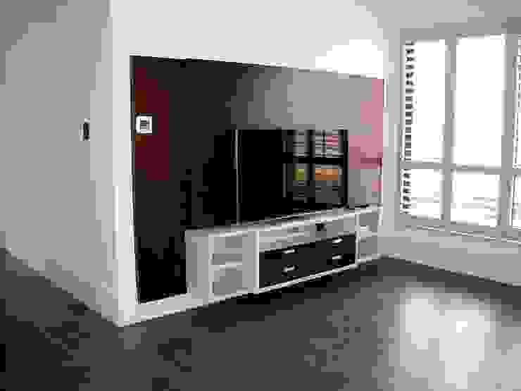 33 pictures of TVs in smart places | homify | homify