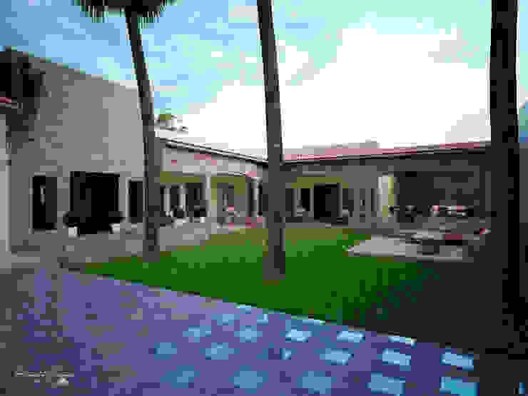 Fachadas con arcos: para casas pequeñas y grandes | homify