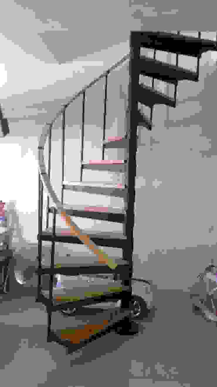 Escalera caracol modelo SIDNEY | homify
