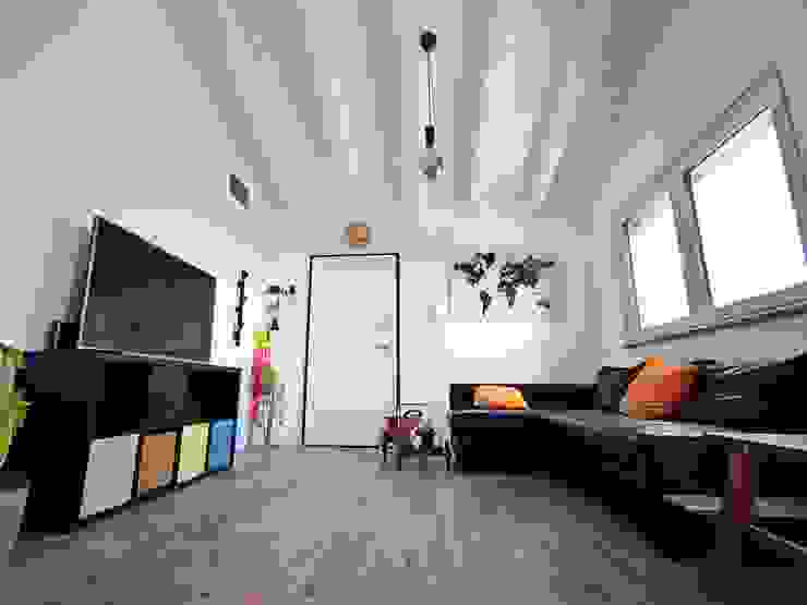 Progettazione e Realizzazione Casa Unifamiliare Sostenibile in Legno | homify