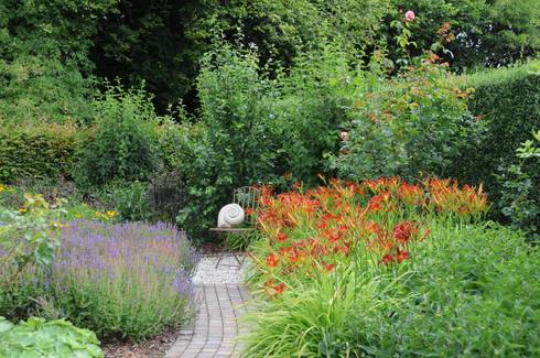 Stauden statt Rasen von Ambiente Gartengestaltung | homify
