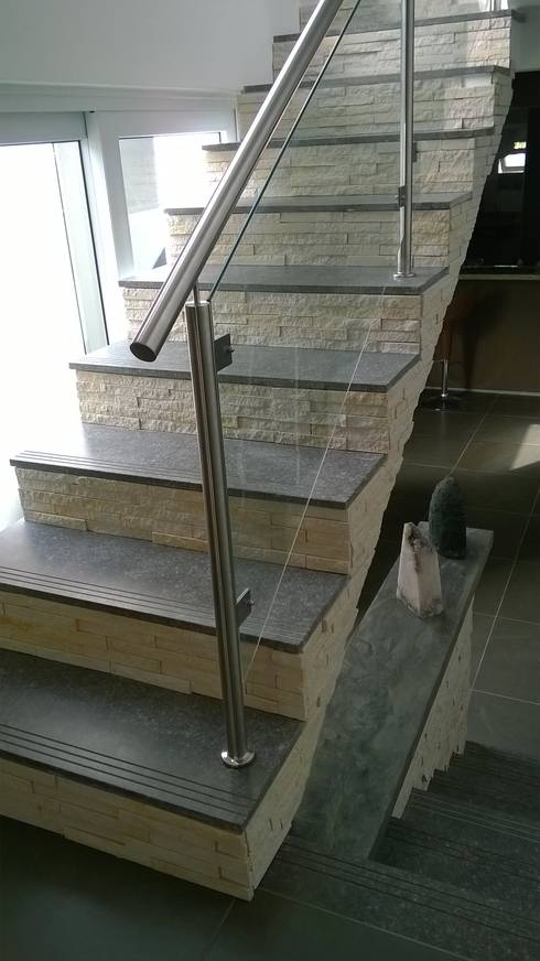 Escada de Granito: Acabamento, Instalação, Preço e 10 Inspirações