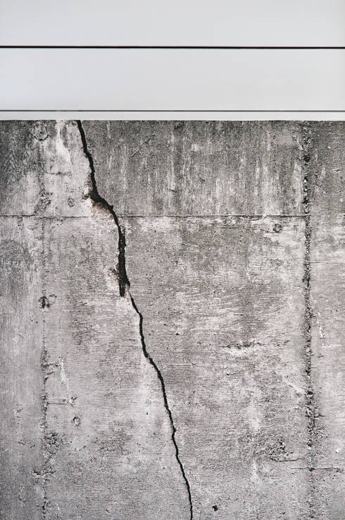 Crack in your walls? Here’s what to do!