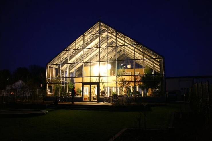 Haus Im Glashaus