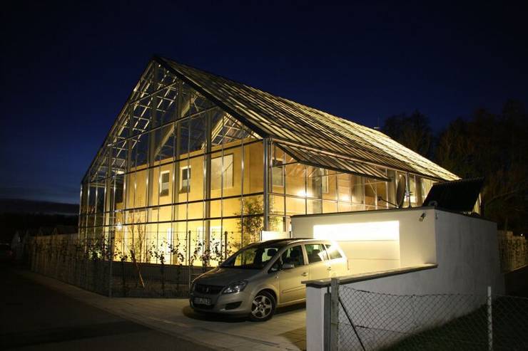 Haus Im Glashaus