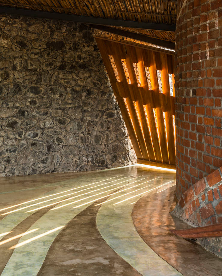 Brick House, Wada by iSTUDIO Architecture | homify