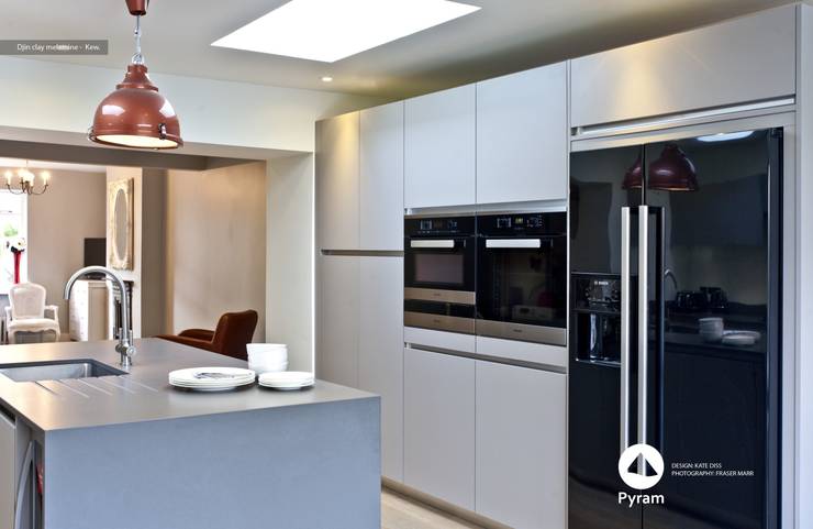 18 Muebles perfectos para la nevera de tu cocina