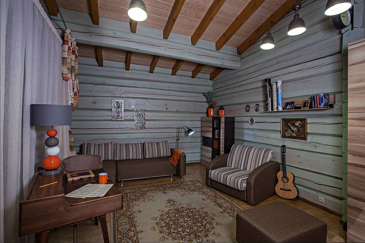 A rugged Russian log home