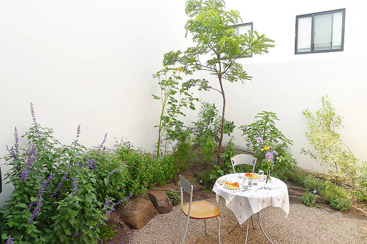 18 ideas para un jardín rústico y con mucho encanto