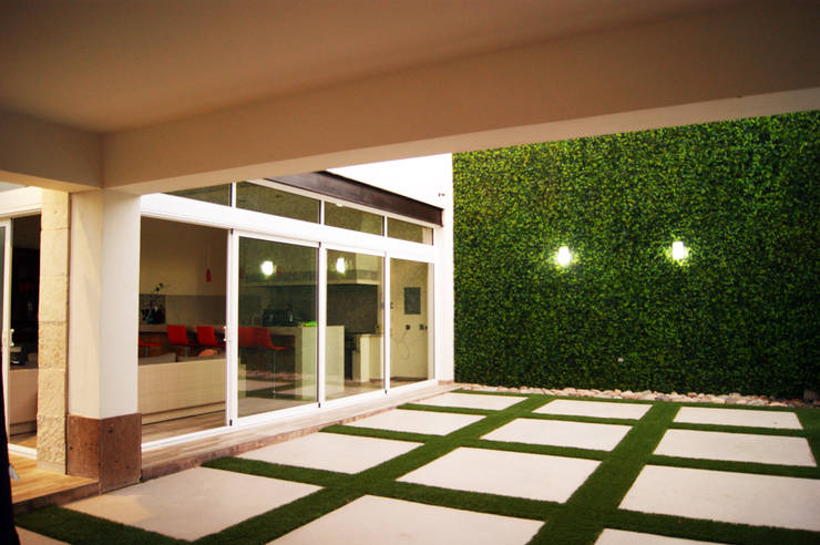 20 jardines con pasto sintético que te van a encantar