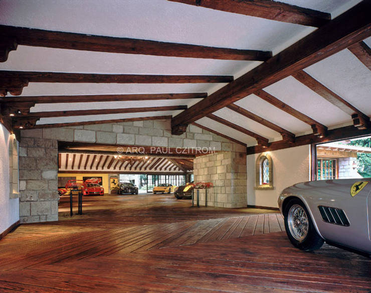 ¡10 fantásticos garajes con madera!