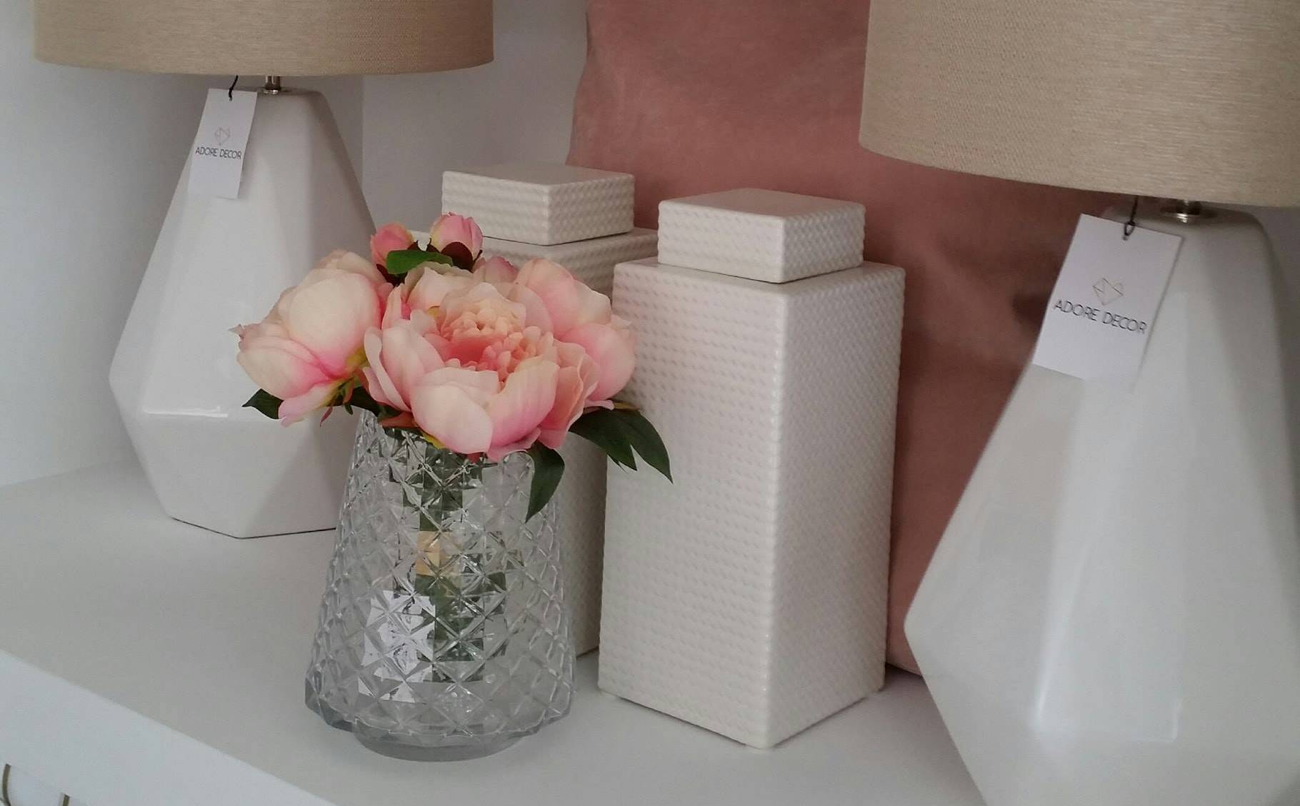 ADORE DECOR: Designers de interiores e decoradores em Viseu | homify