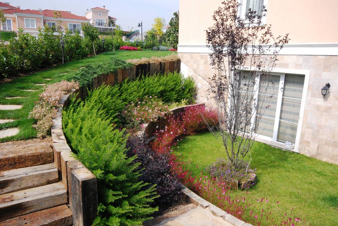 Bahçeler de şev çözümleri / | homify
