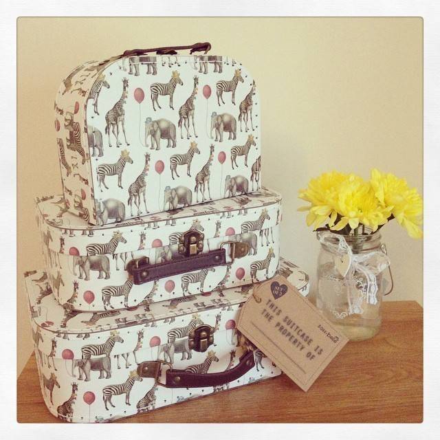 Set of 3 set of 3 party safari animals vintage style suitcases: rustic ...