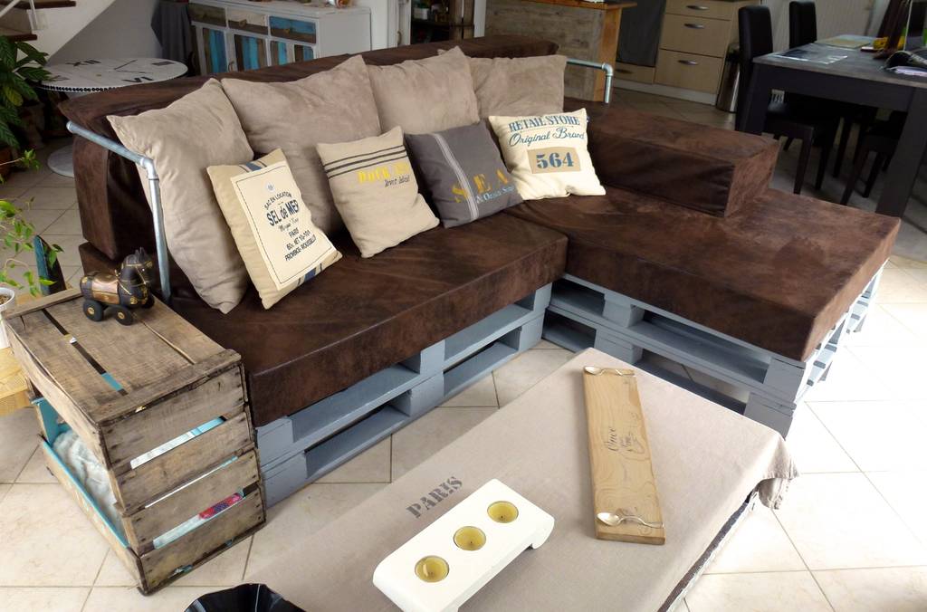 Canapé d'angle palettes style indus / bord de mer | homify