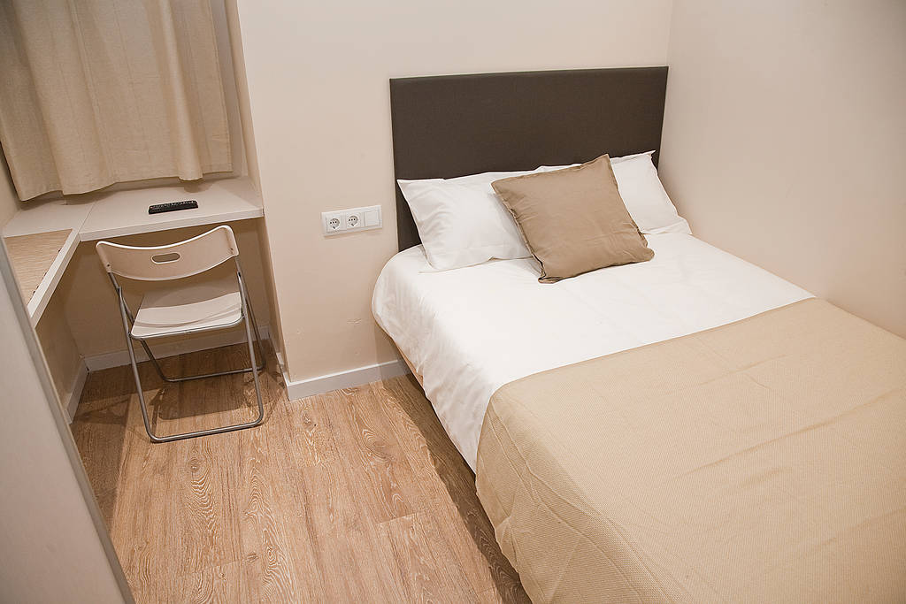 Dormitorio individual grupo inventia dormitorioscamas y cabeceros ...