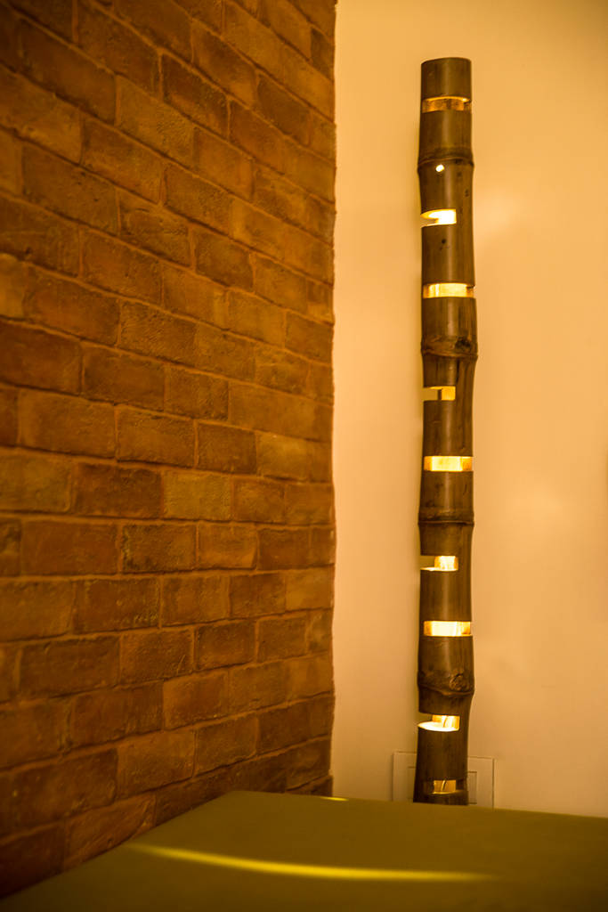 Bamboo light: rustic by istudio architecture,rustic | homify