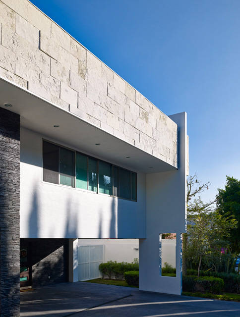 Fachada lateral excelencia en diseño balcones y terrazasiluminación ...