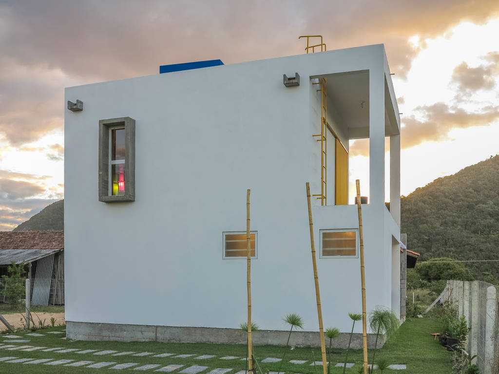 Fachada lateral a+r arquitetura | homify