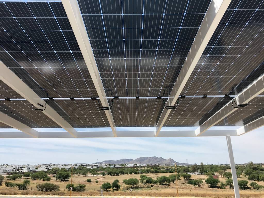Paneles solar bifaciales, construcción solar | homify