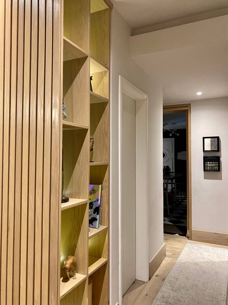 Diseño de librero con cama en estudio de departamento | homify