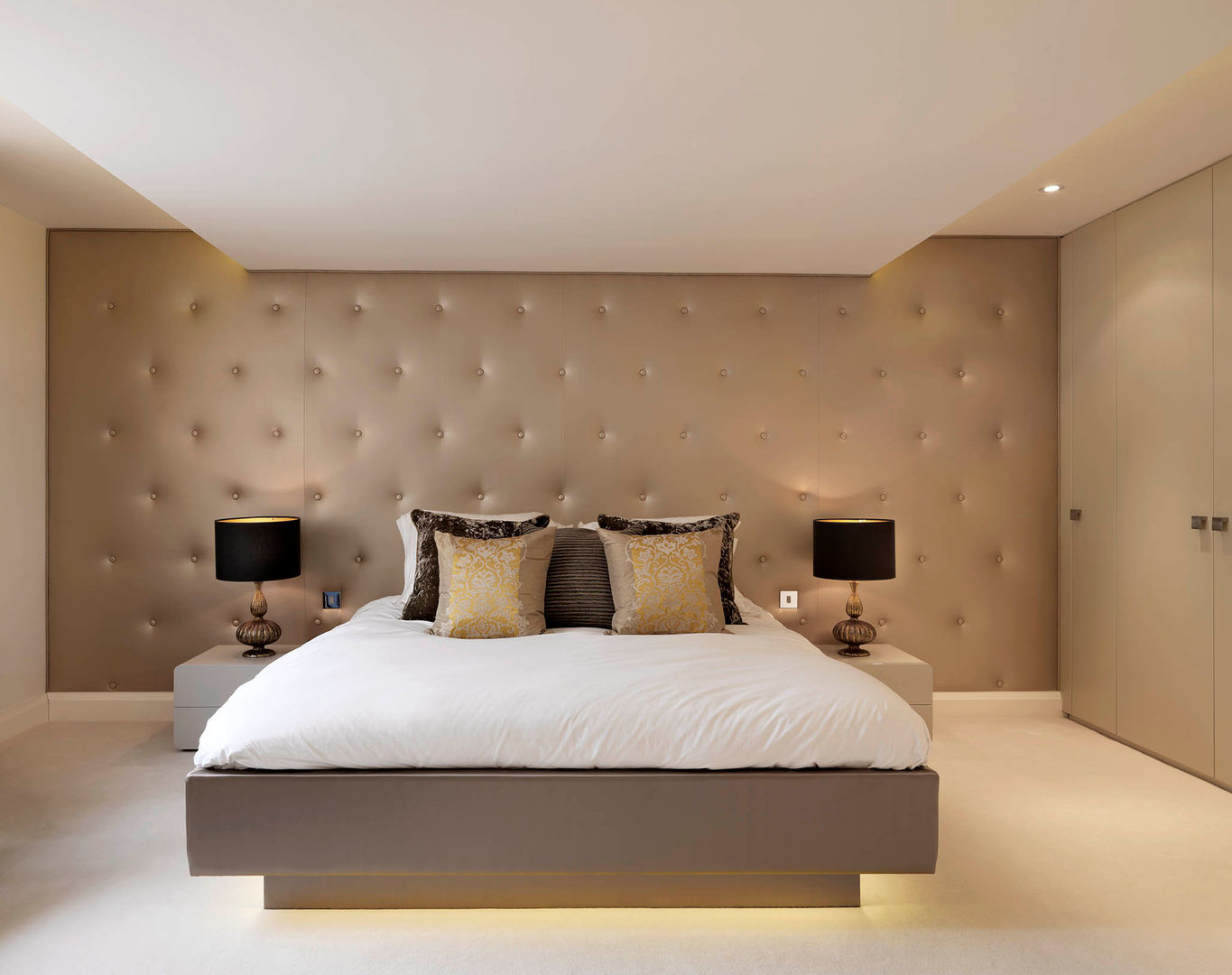 Interior Design 101: 7 ideas for a fab focal wall | homify