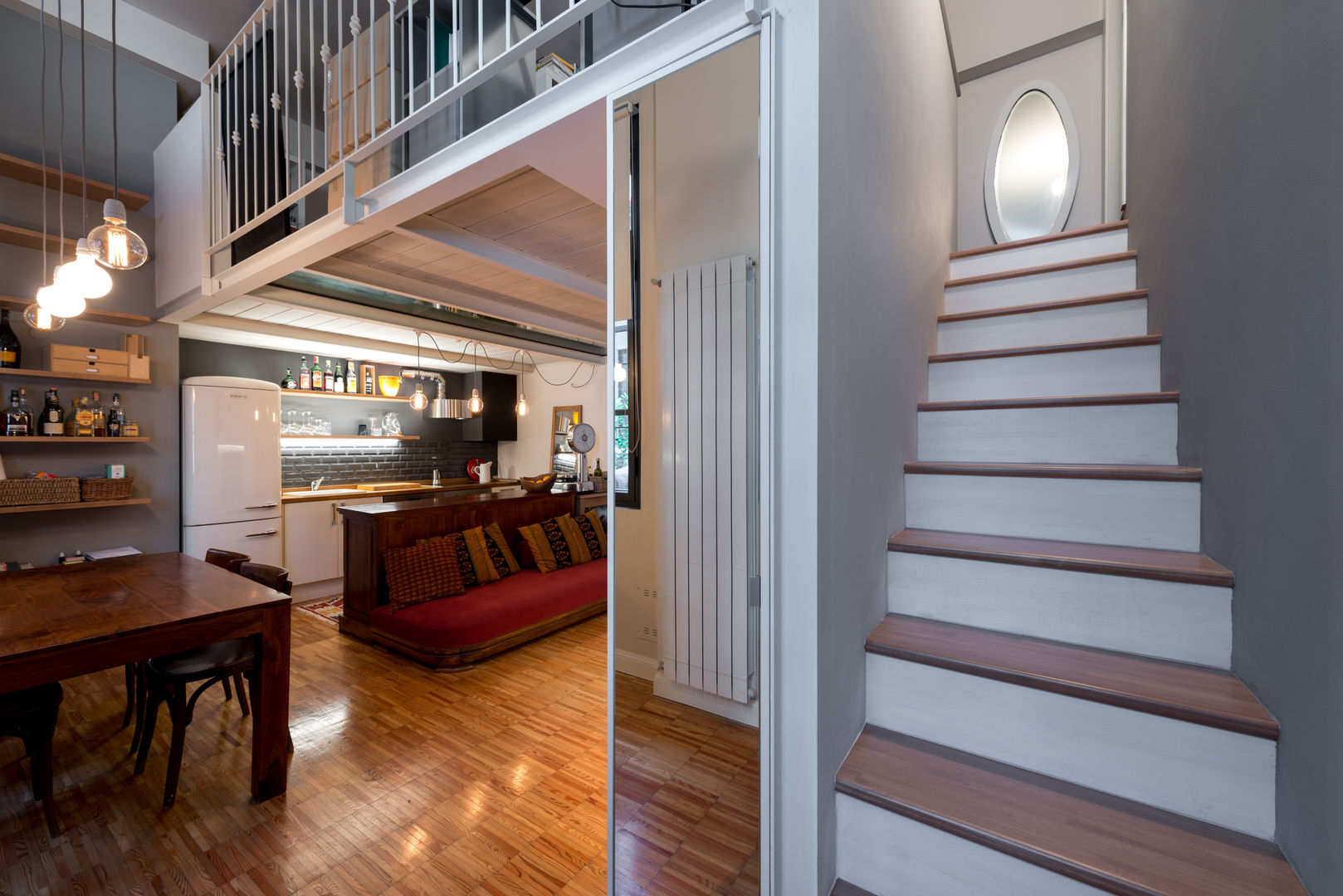 A Tiny Flat with a Clever Modern Twist | homify