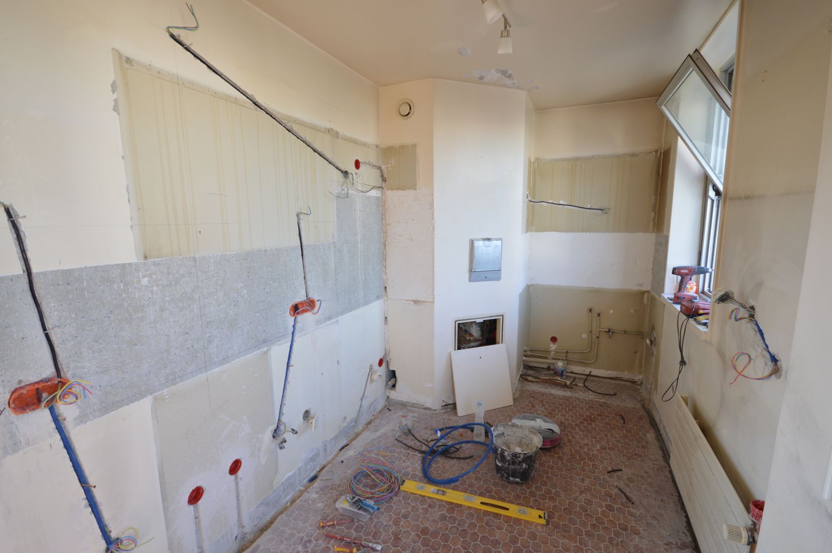 Before And After Simply Stunning Kitchen Makeover Homify